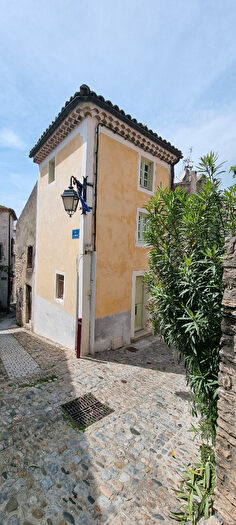 Maison 2 pièces à Viviers, à louer