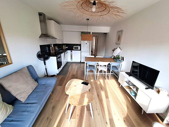 Baille, Marseille 5ème arrondissement : Appartement 1 pièce à louer