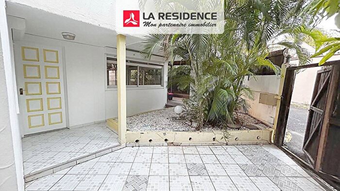 Sch lcher : Appartement 1 pièce à louer