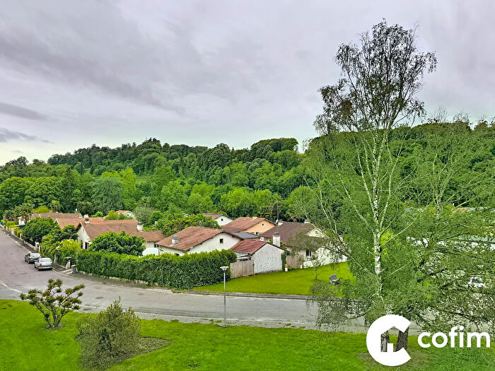Gelos - Appartement 4 pièces à vendre