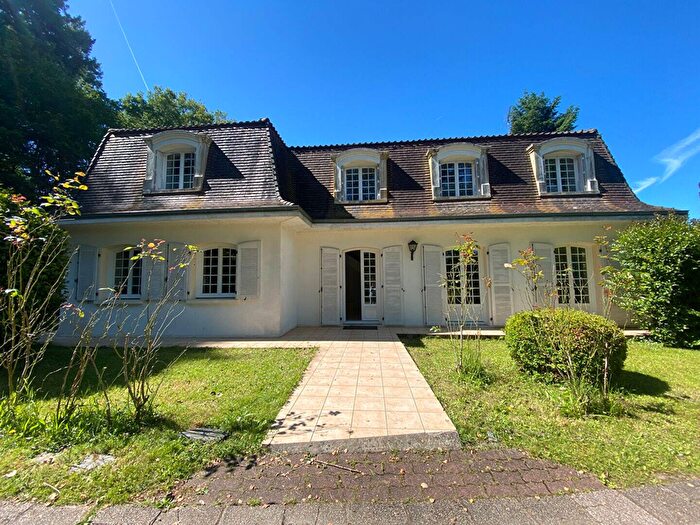 Maison à louer - Rural, Isle - 8 pièces - 6 chambres