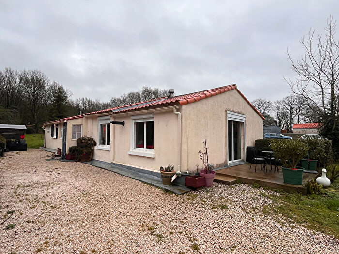 Maison à vendre - Saint-Christophe-du-Ligneron - 3 pièces - 2 chambres