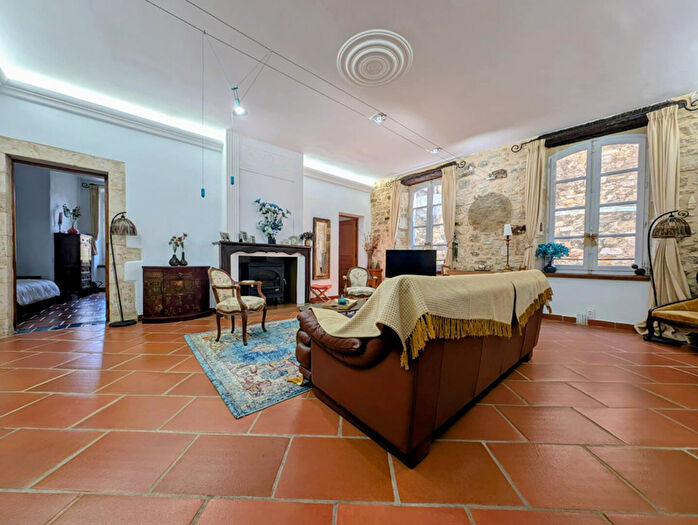 Maison à vendre - Goudargues - 6 pièces - 3 chambres