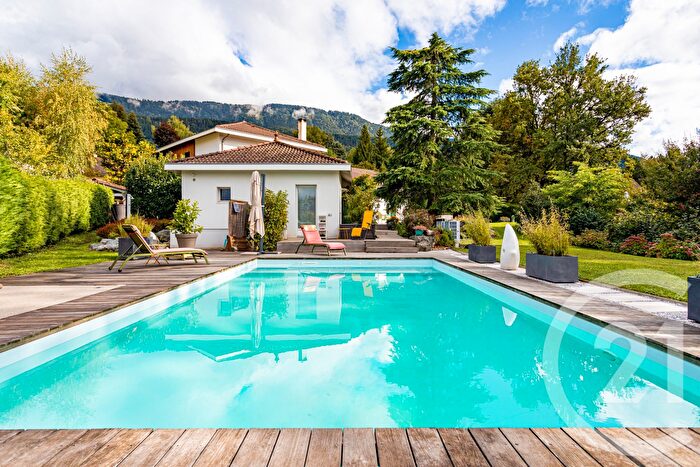 Maison à vendre - Saint-Martin-dUriage - 6 pièces - 5 chambres