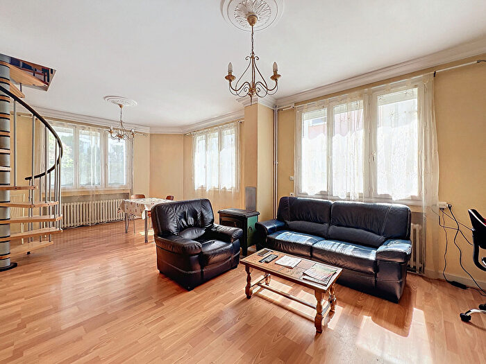 Maison 6 pièces à Villeneuve-sur-Lot, Sainte-Catherine, à vendre