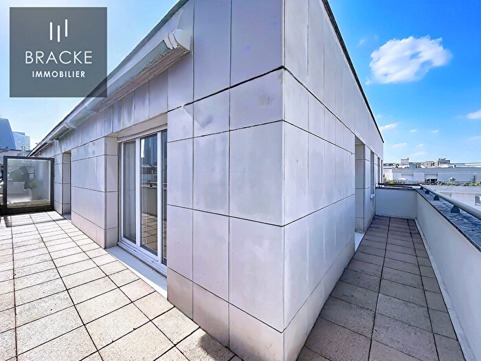 Appartement 5 pièces à vendre à Courbevoie, Hôtel de ville