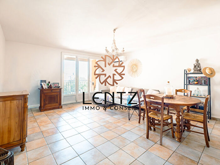 Appartement 4 pièces à Manosque, Collines du Sud, à vendre
