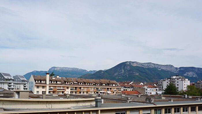 Appartement 1 pièce à Annecy, Mandallaz, Prairie, Vovray, à louer