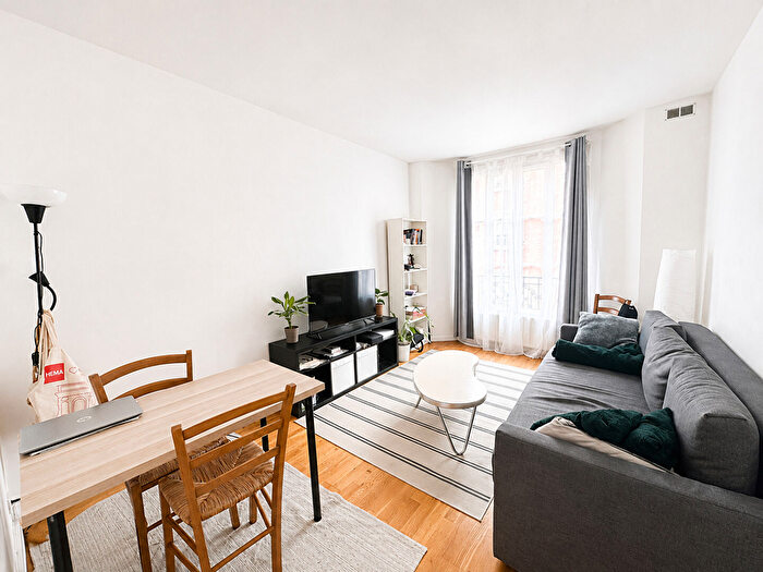 Asnières-sur-Seine, Bécon, Bourguignons : Appartement 2 pièces à vendre