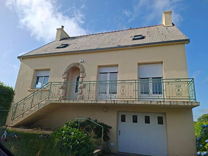 Plonévez-du-Faou - Maison 5 pièces à louer