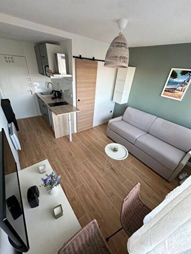 Appartement à louer - Coste Chaude-Mauveou, La Seyne-sur-Mer - 1 pièce