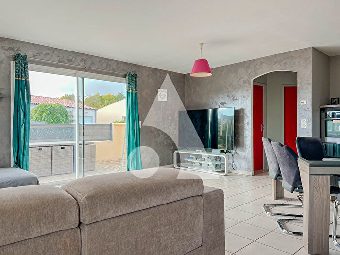 Maison à vendre - Saintes, La Gare, Sébastien de Brouard, La Fenêtre - 3 pièces - 2 chambres