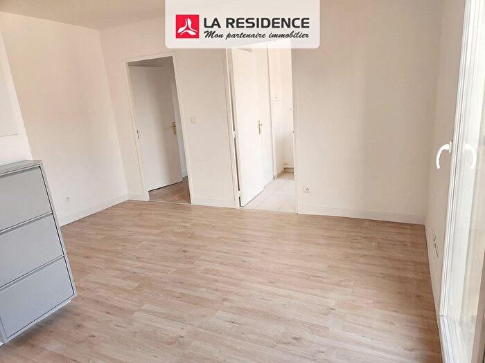 Appartement à vendre - Saint-Denis, Champ de Courses - 2 pièces - 1 chambre