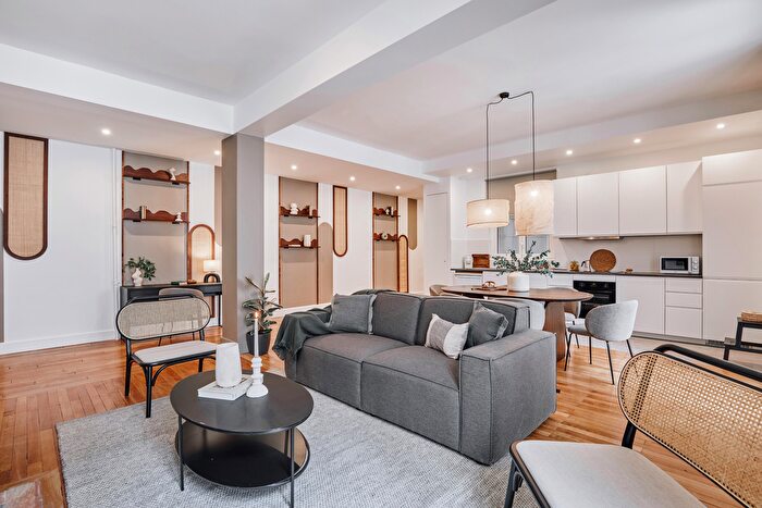 Appartement à louer - Paris e , Archives - 3 pièces - 2 chambres