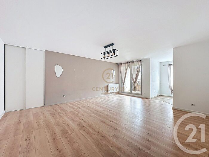 Appartement à vendre - Grigny - 3 pièces - 2 chambres