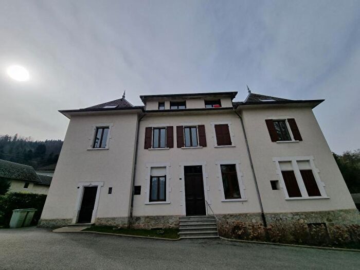 Appartement à louer - Arvillard - 3 pièces - 2 chambres