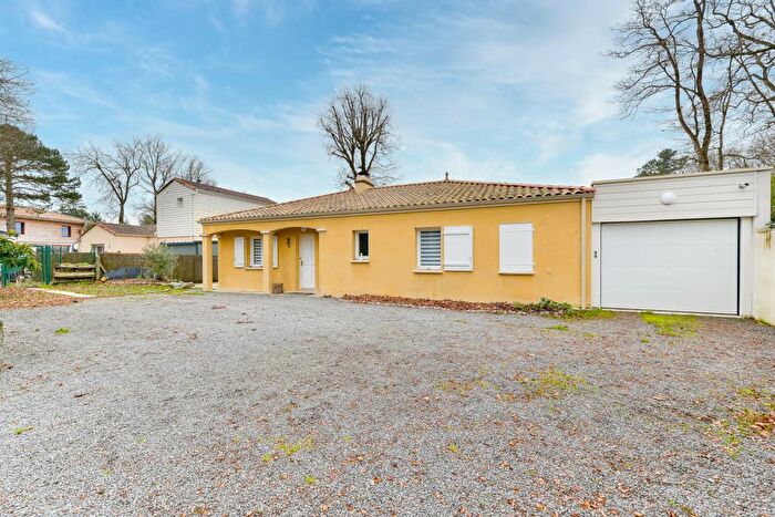 Maison à vendre - Saint-Aignan-Grandlieu - 5 pièces - 4 chambres