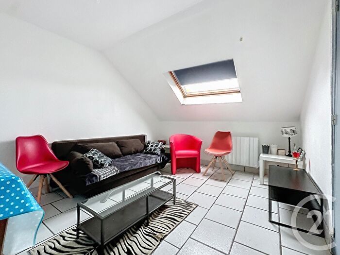 Appartement à louer - Troyes, Charmilles - 2 pièces - 1 chambre