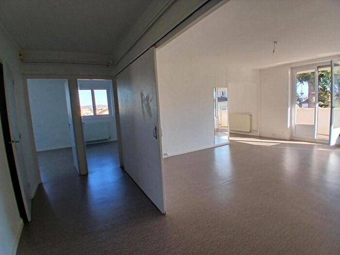 Appartement à vendre - Feurs - 4 pièces - 3 chambres