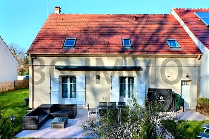 Maison à vendre - Verneuil-en-Halatte - 7 pièces - 5 chambres