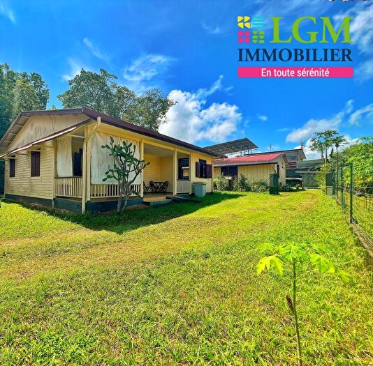 Maison à vendre - Remire-Montjoly - 8 pièces - 6 chambres