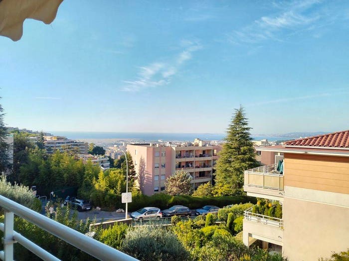 Fabron, Nice : Appartement 3 pièces à louer