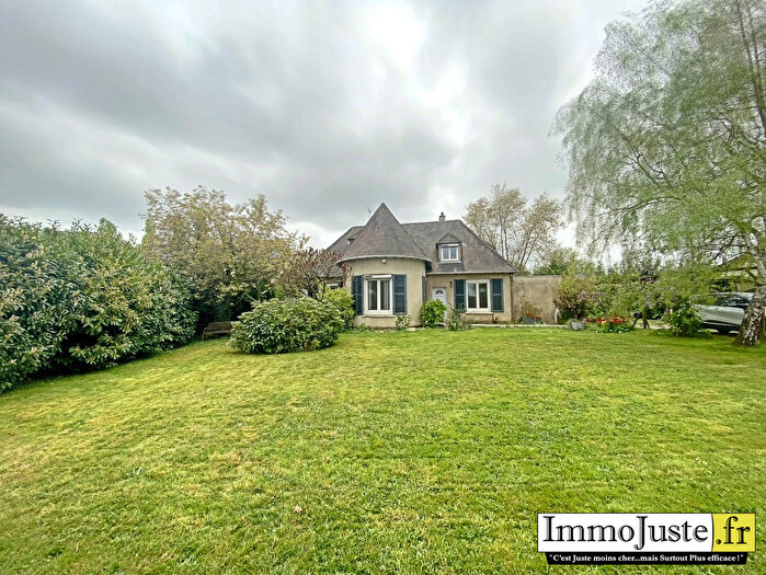 Les Essarts-le-Roi : Maison 7 pièces à vendre