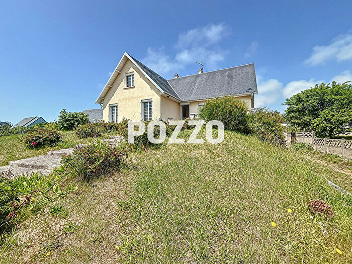 Maison 7 pièces à vendre à Montmartin-sur-Mer