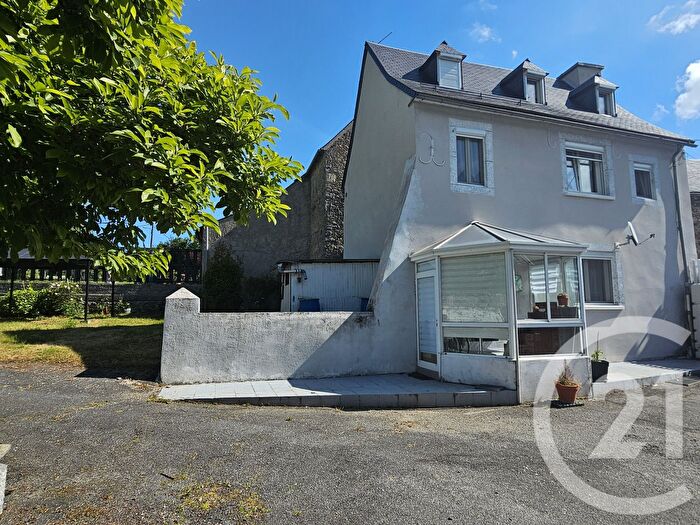 Maison 4 pièces à vendre à Hèches