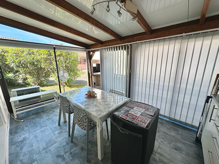Maison 3 pièces à Saint-Cyprien, à vendre