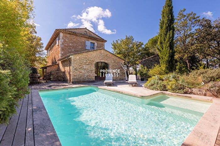 Maison à vendre - Gordes - 6 pièces - 3 chambres