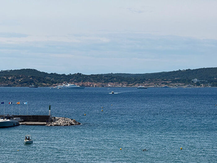 Appartement à vendre - Sainte-Maxime, Centre-ville, Pléiades - 2 pièces - 1 chambre