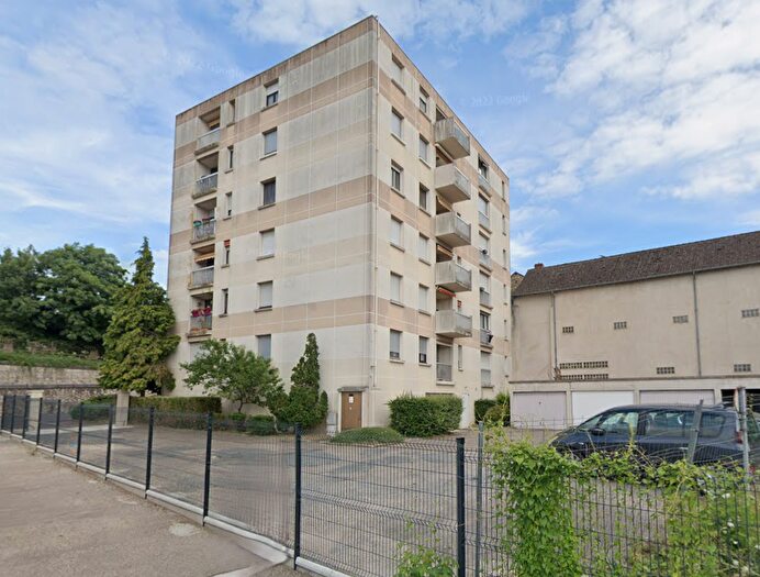 Appartement à vendre - Vierzon, Centre-ville - 1 pièce