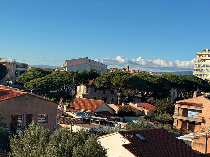 Appartement à vendre - Fréjus, Fréjus Plage - 2 pièces - 1 chambre