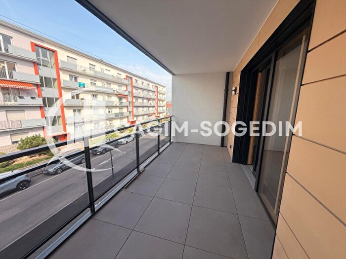 Appartement à vendre - Saint-Louis, Centre-ville - 3 pièces - 2 chambres