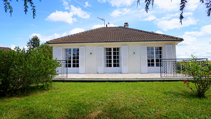Maison 5 pièces à vendre à Épône