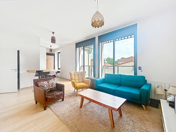 Centre et Sud Est, Saint-Didier-au-Mont-dOr - Appartement 2 pièces à louer
