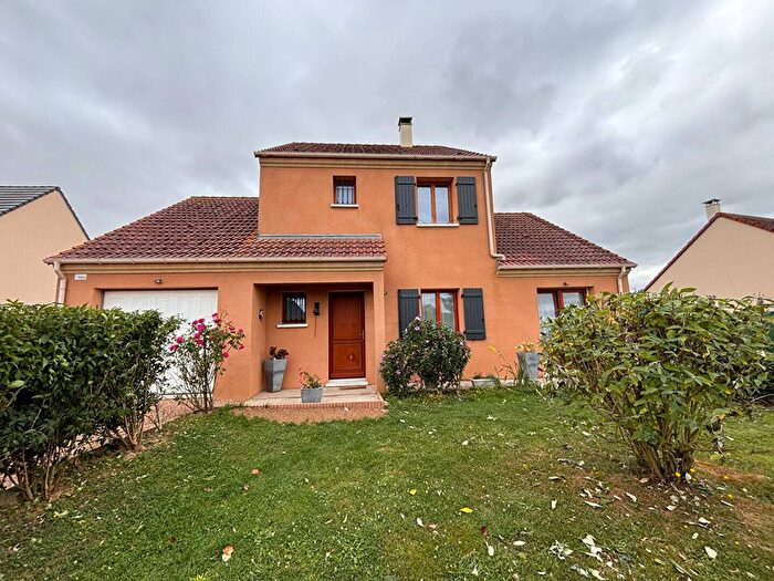 Maison 6 pièces à louer à Challet