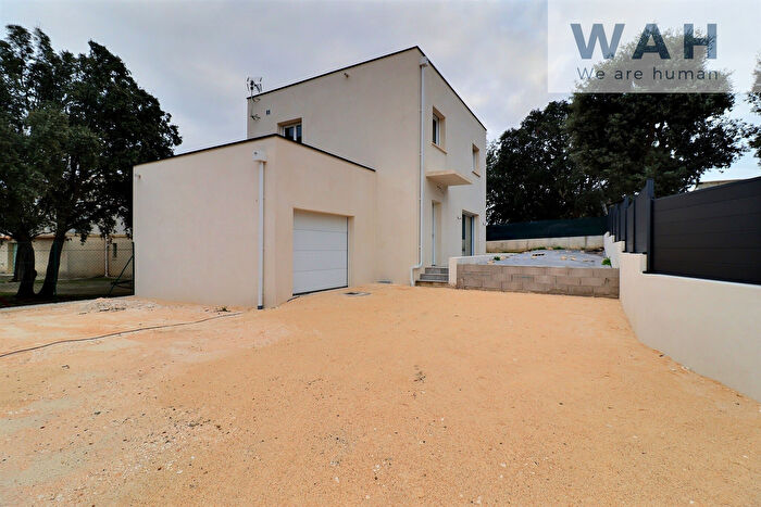 Maison à vendre - Uchaud - 4 pièces - 3 chambres