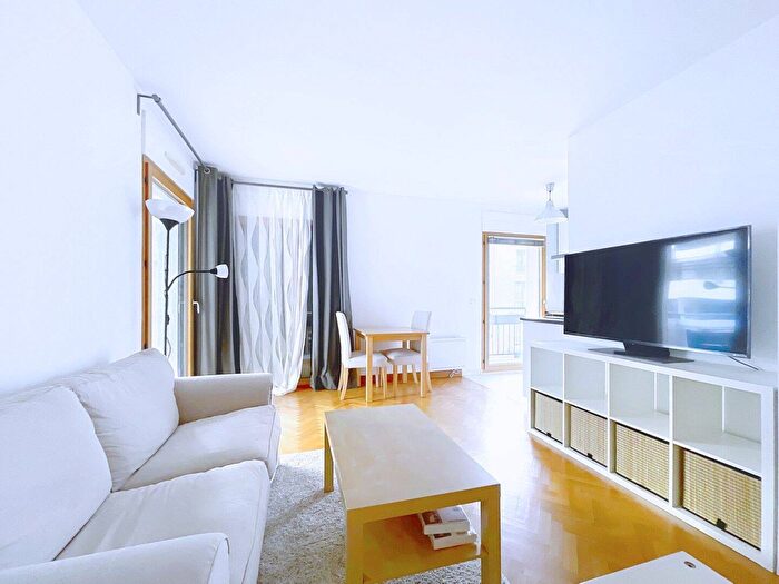 Reine-Mairie, Boulogne-Billancourt : Appartement 1 pièce à louer