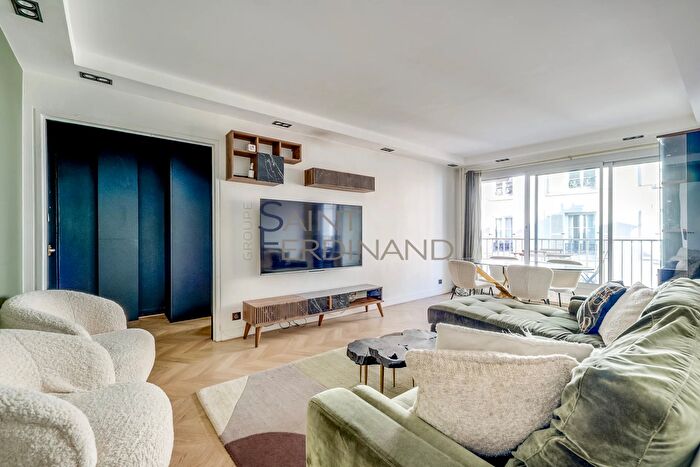 Appartement 2 pièces à vendre à Paris 16ème, Porte de Saint-Cloud, Auteuil-Sud