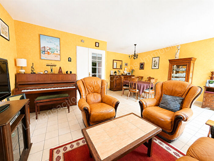Maison 5 pièces à Téteghem, à vendre