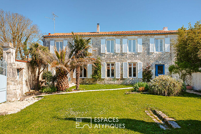 Maison à vendre - Saint-Vivien - 8 pièces - 4 chambres