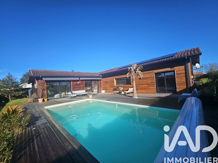 Maison à vendre - Oeyreluy - 6 pièces - 5 chambres