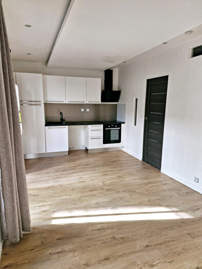 Appartement à louer - Courthézon - 2 pièces - 1 chambre