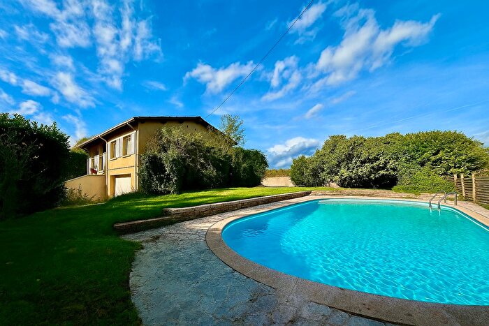 Maison à vendre - Vinzelles - 5 pièces - 3 chambres