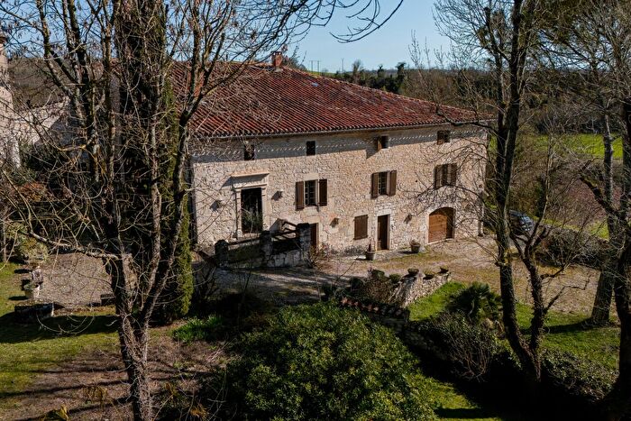 Maison à vendre - Cagnac-les-Mines - 5 pièces - 3 chambres