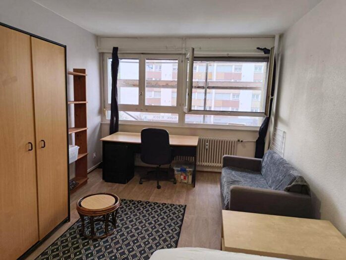 Appartement à louer - Esplanade Nord Est, Strasbourg - 1 pièce