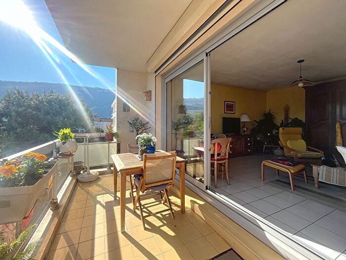 Appartement à vendre - Fontaine, Bastille, Drac - 3 pièces - 2 chambres