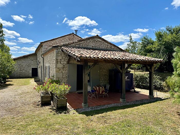 Maison à vendre - Pineuilh - 8 pièces - 4 chambres